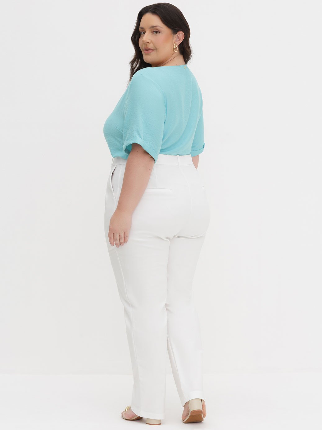 Blusa em Viscose Plus Size Azul Turquesa Kamila